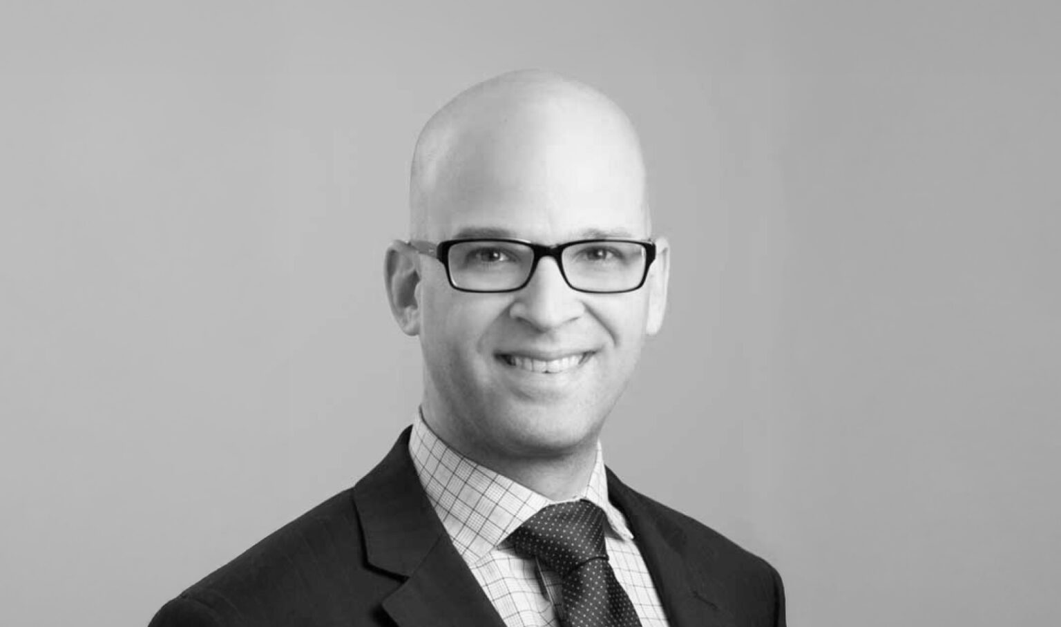 Pixee - A new vision for orthopedic surgery